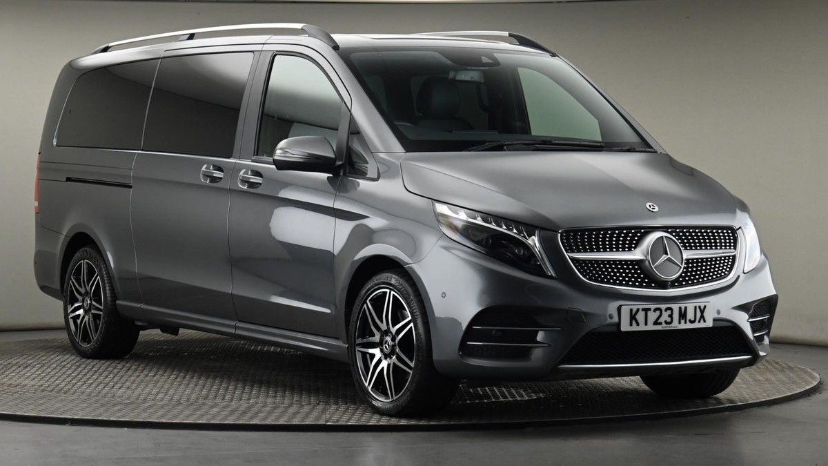 Mercedes V-Class review | Auto Express
