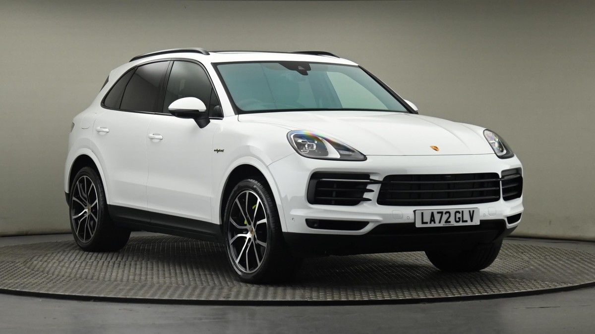 New Porsche Cayenne Turbo E-Hybrid with GT Package review: fast but not ...