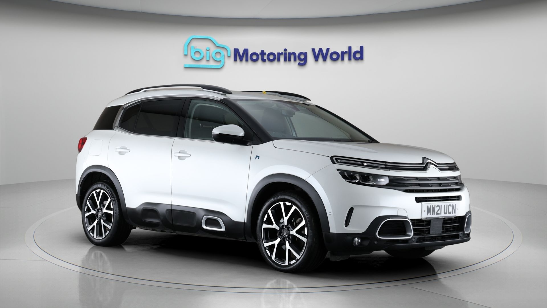 New Citroen C5 Aircross Hybrid 136 review | Auto Express