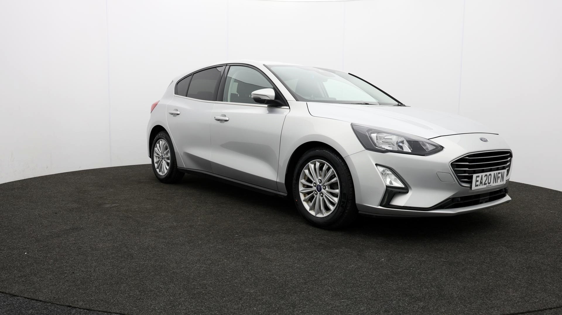 Ford Focus review | Auto Express