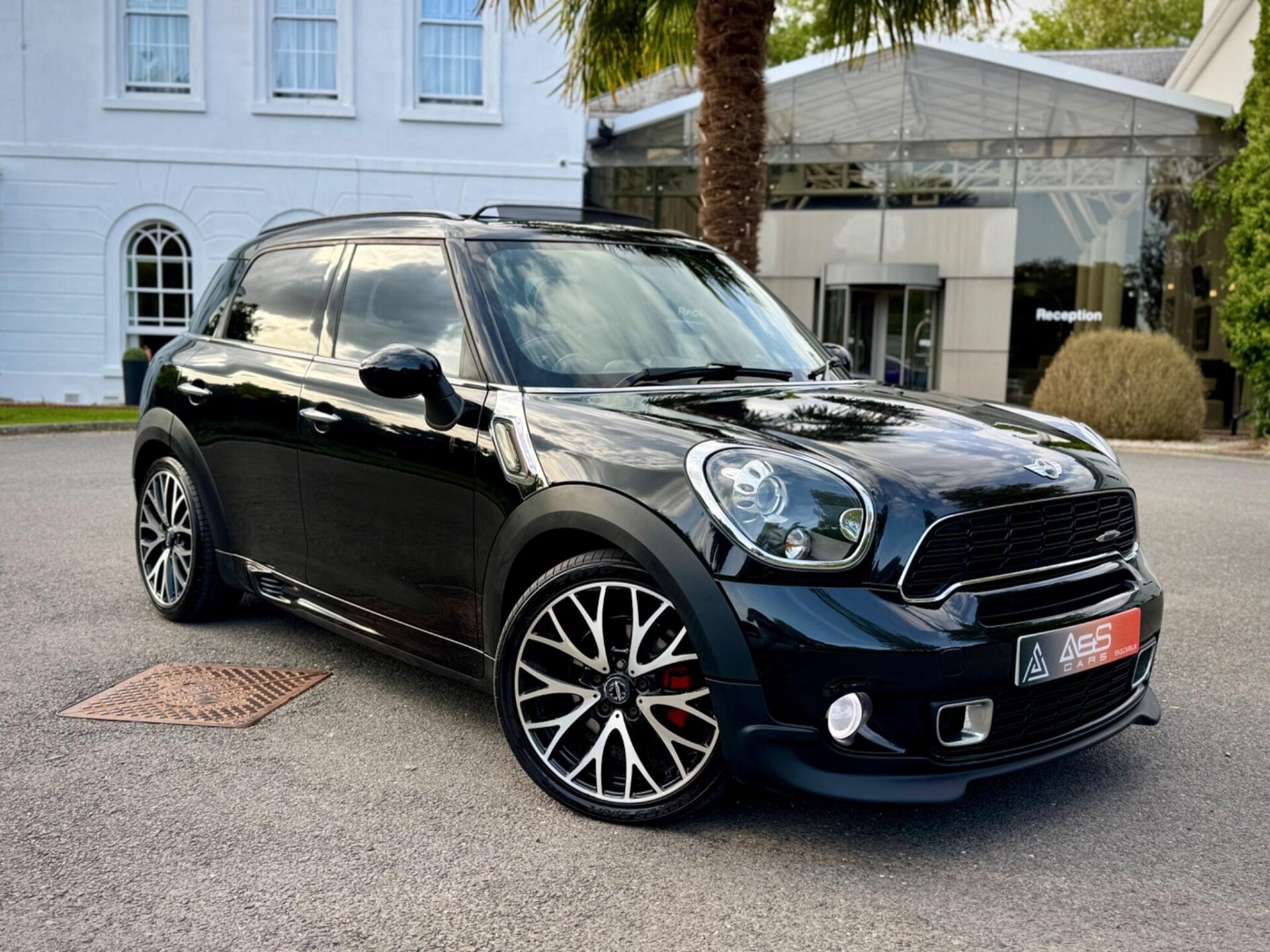 MINI Countryman review | Auto Express